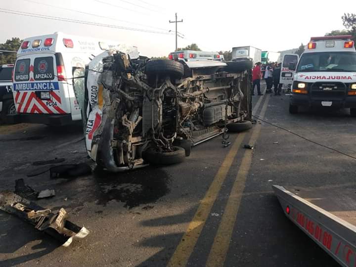 Deja 10 lesionados fuerte accidente en la Apizaco-Tlaxco - Cuarto de Guerra Tlaxcala