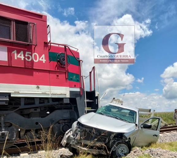 Tren Embiste A Camioneta En Muñoz De Domingo Arenas Cuarto De Guerra
