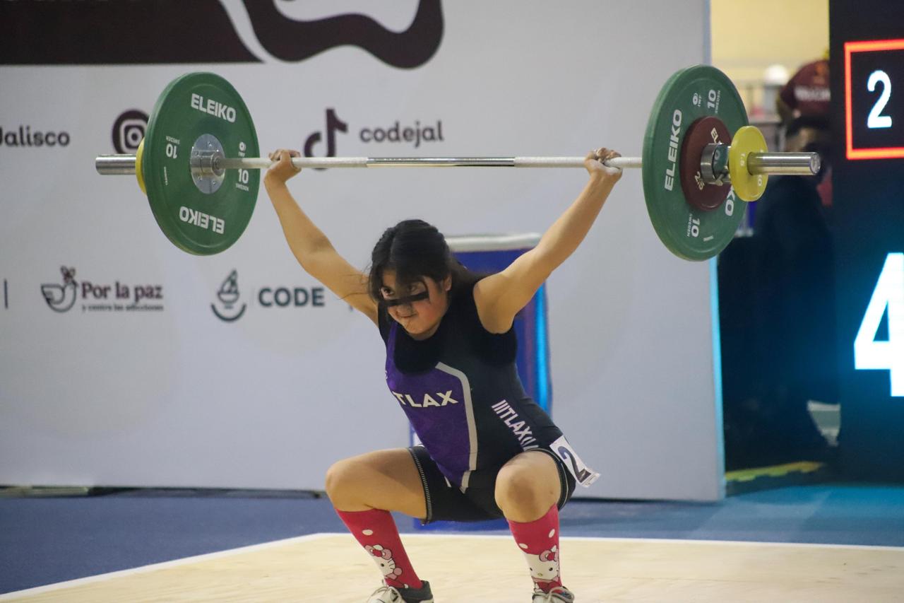 Rosella Maylen Sánchez destaca en halterofilia durante Olimpiada ...